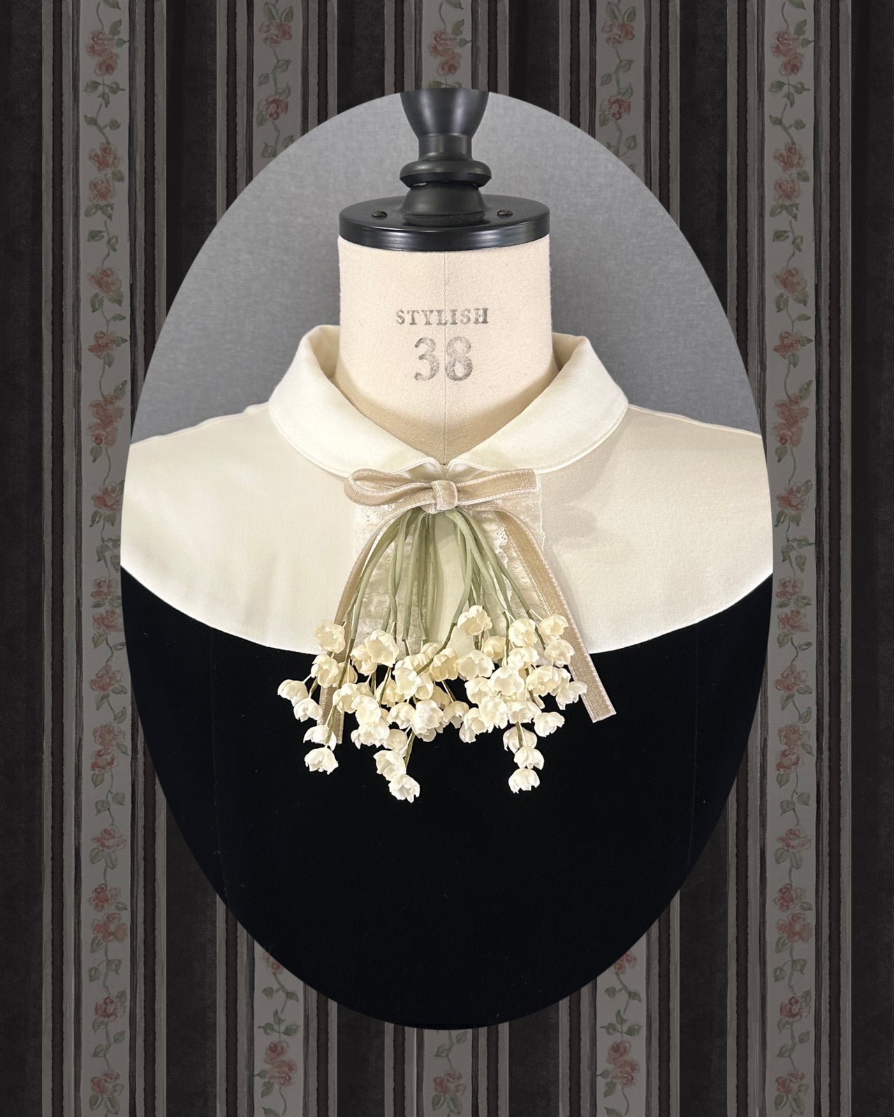 Petite flower corsage – Mayo Suzuki